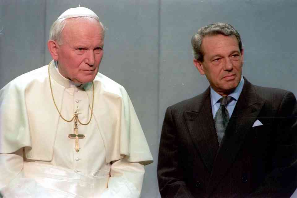 Venerdì a Sant'Eugenio l'ultimo saluto a Navarro Valls