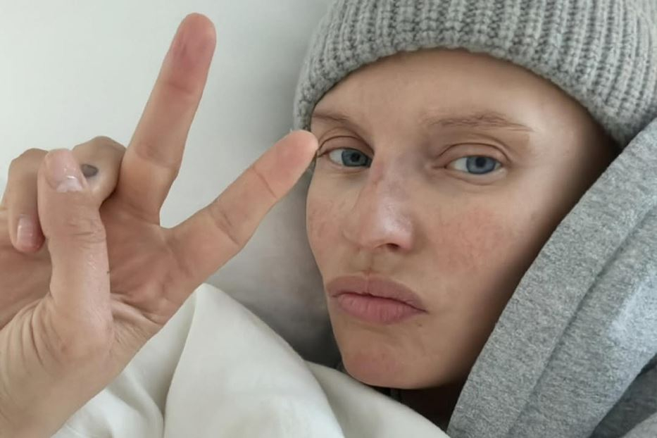 Bianca Balti a Sanremo, la malattia raccontata col sorriso | Avvenire