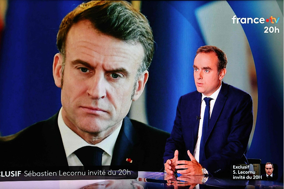 Lecornu: Macron nominerà nuovo primo ministro a breve
